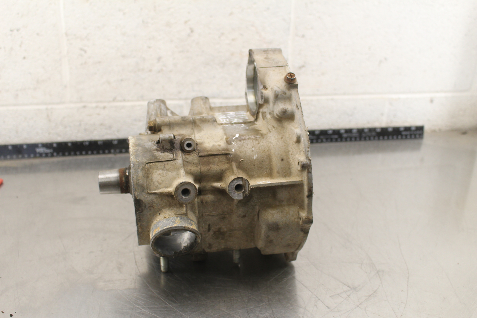 1997 Polaris Xpress 300 ENGINE MOTOR CRANKCASE CRANK CASES BLOCK B176 | eBay