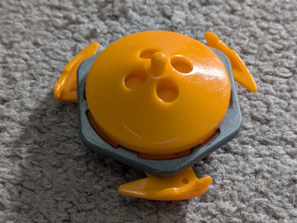 Bump King Beyblade HASBRO OLD GENERATION | eBay