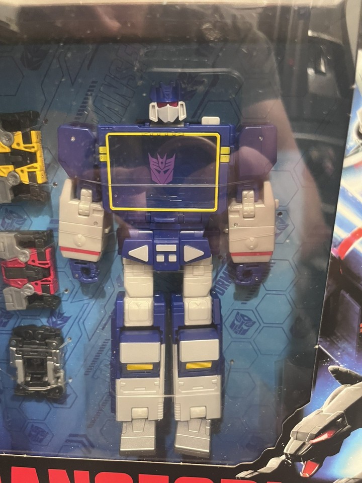 Transformers Studio Series 86 The Movie Soundwave Action Figure - In ...