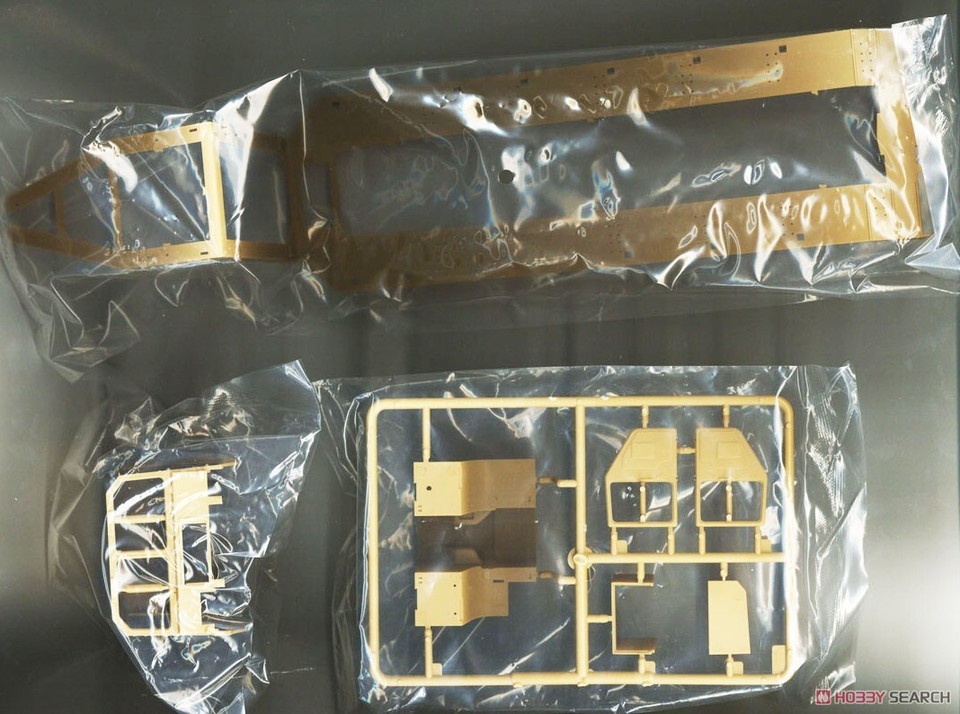 TRUMPETER I LOVE KIT 63529 1/35 M1014 Tractor w/M747 Semi Trailer Model ...