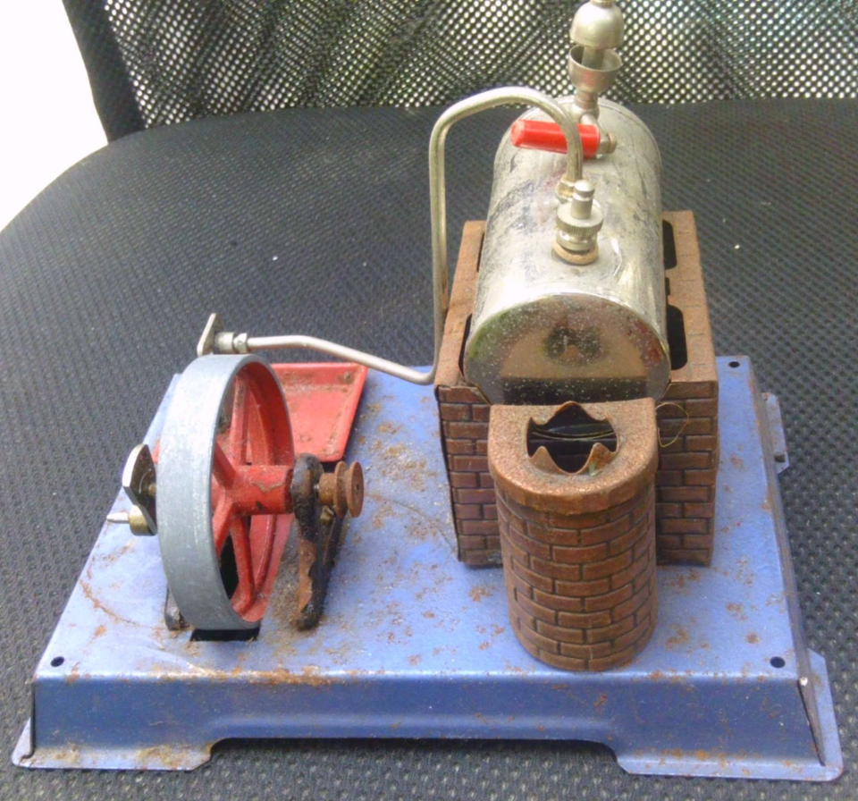 MAMOD? WILESCO? MADE IN GERMANY MODEL STEAM ENGINE CHIMNEY & DRIVE ...
