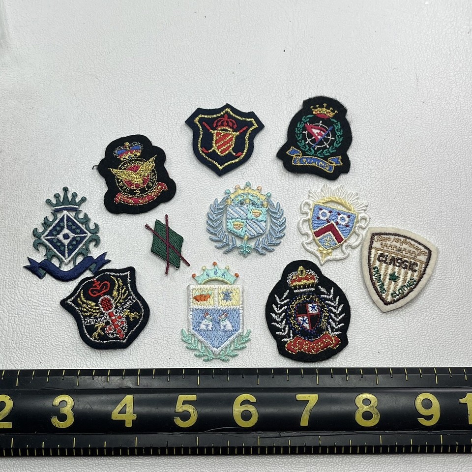 10+ MIXED LOT ASSORTED Small Decorative Crest Patches Applique ...