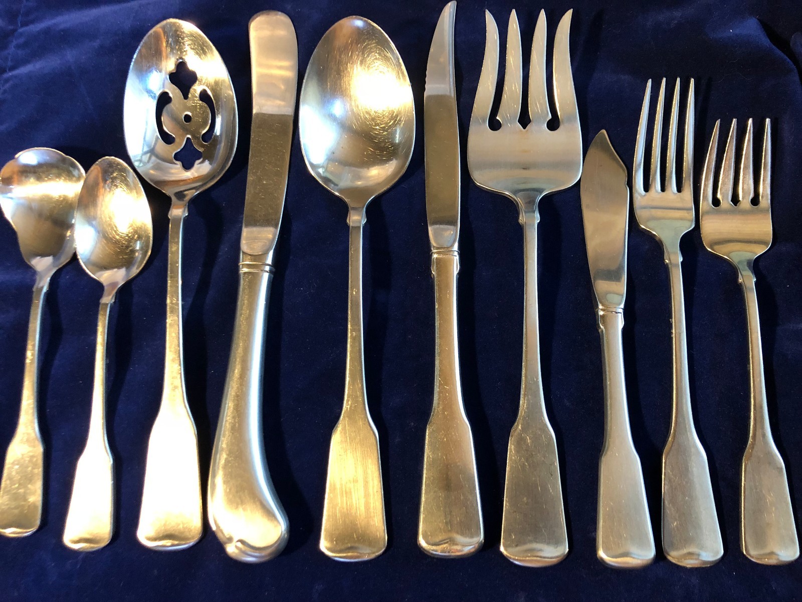 Oneida AMERICAN COLONIAL Stainless Heirloom Cube Satin Flatware CHOICE ...