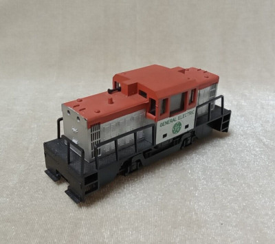 HO Gauge AHM General Electric Center Cab Switcher Locomotive Run Cond ...
