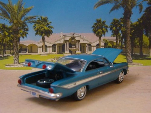 Muscle Car 1961 Chevy Impala Bubble Top 409ci V8 SS Sport Coupe 1/64 ...
