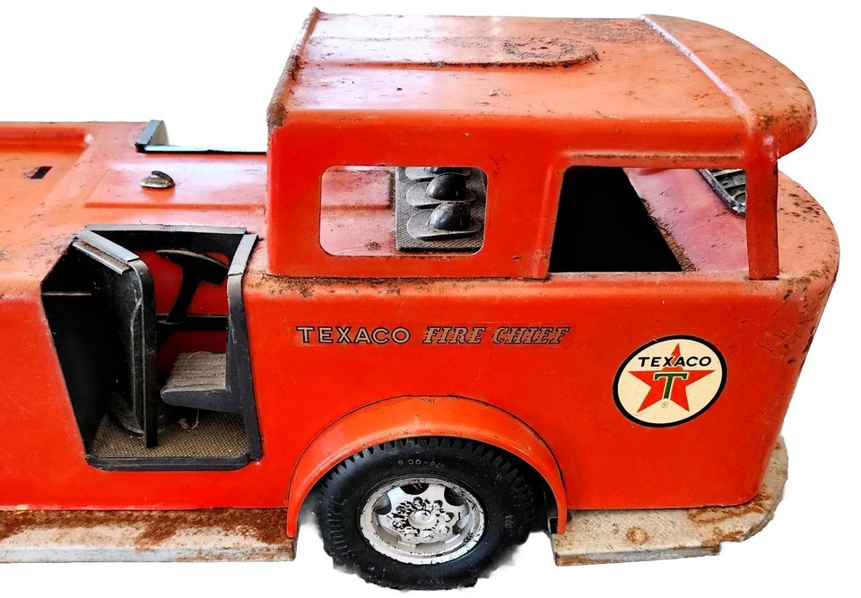 C1960s Texaco Oil Firetruck Buddy L Fire Chief Metal XL Toy Collectible ...