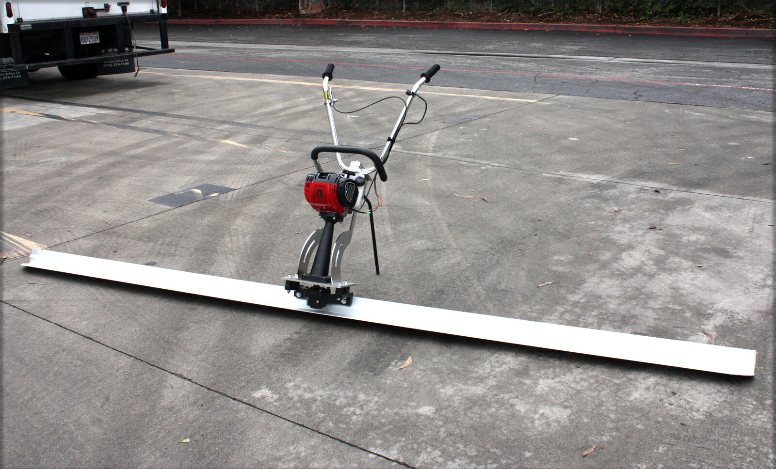 4 Stroke Concrete Surface Leveling Vibratory Screed & 7.5' Aluminum ...