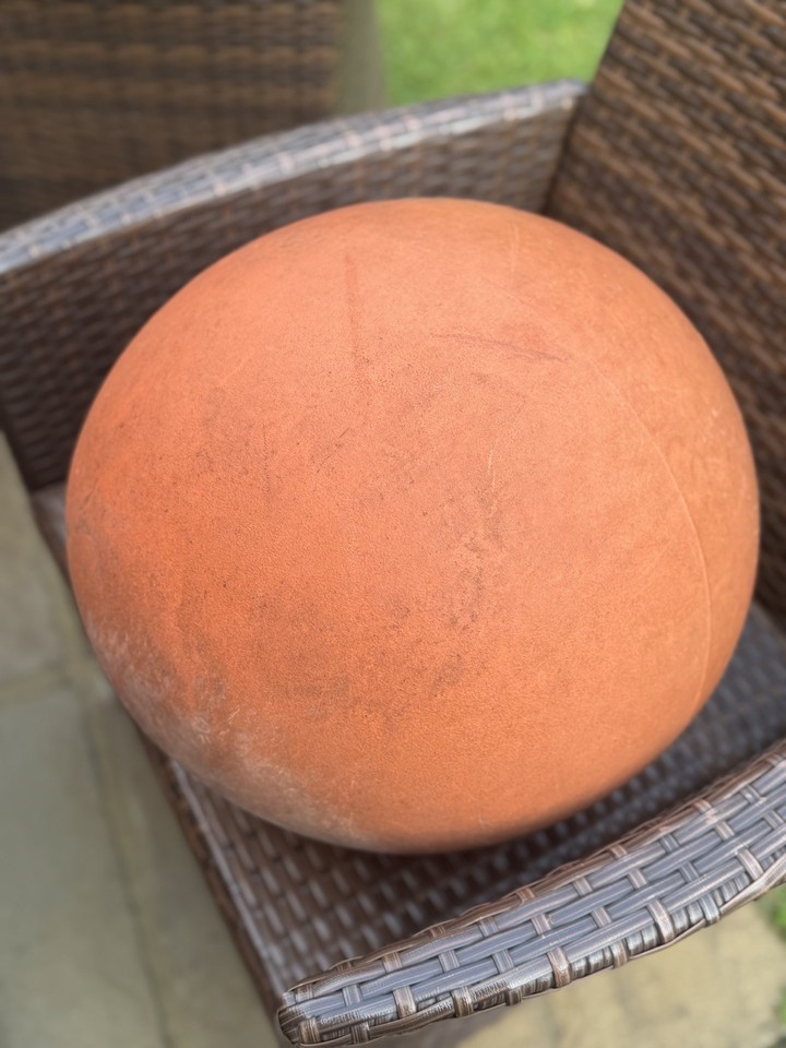 Vintage retro collectable 1970s Space Hopper in good condition (holds ...