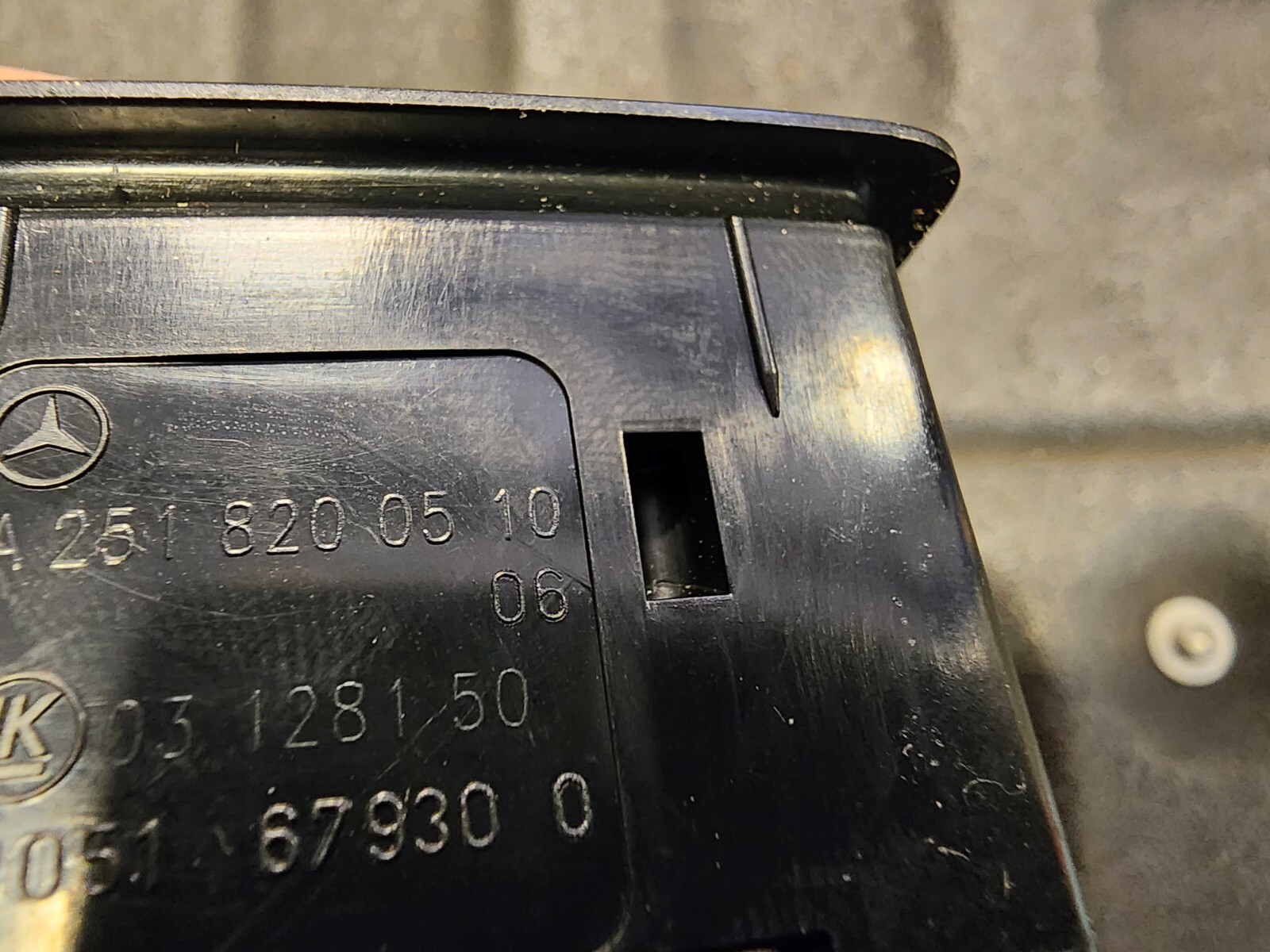 06-11 MERCEDES X164 W164 Rear Power Window Switch 2518200510 for sale ...