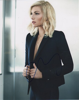 Ari Graynor Sexy Autographed Signed 8x10 Photo COA E3U | eBay