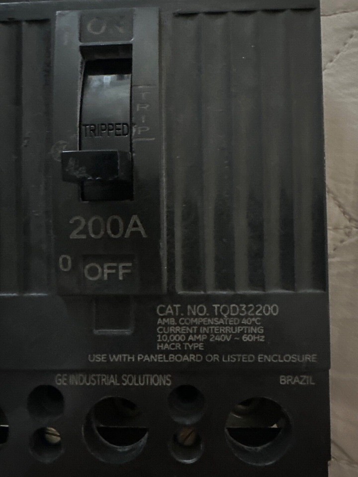 200 amp breaker box with breakers TQD32200 | eBay