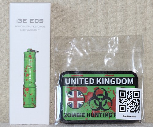 Olight i3E EOS Zombie Green Keychain Torch and UK Zombie Hunter Patch ...