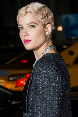 Halsey Celebrity Celebrity Singer Actor Song Wall Art Home Decor ...