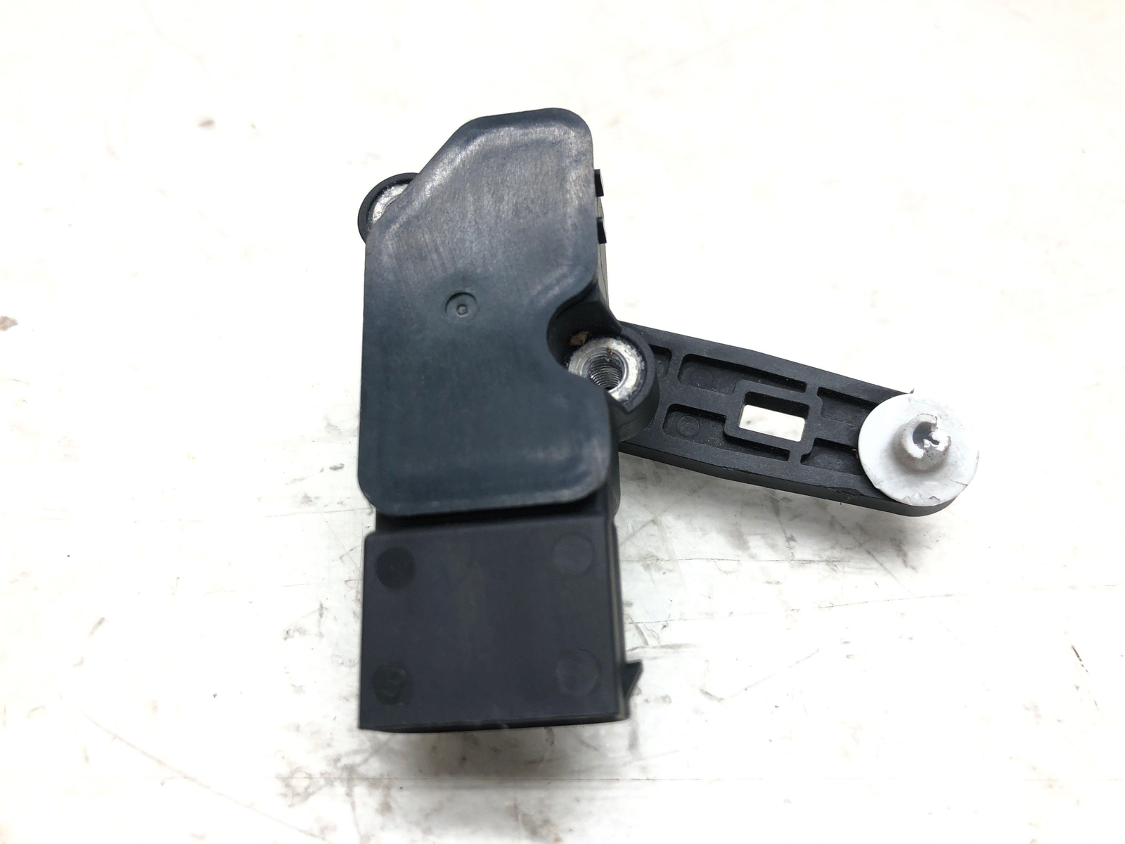 2019-2021 BMW X7 SUSPENSION RIDE HEIGHT LEVEL SENSOR 37146870200 (B ...