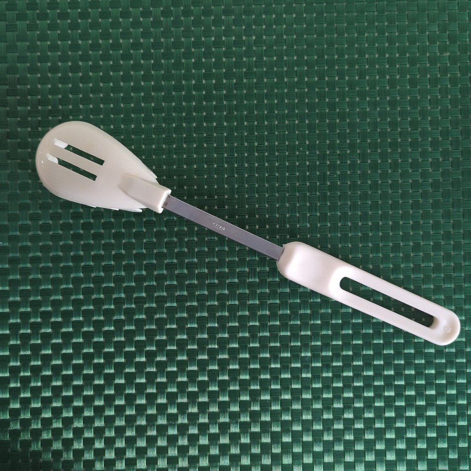 Pasta Spoon Slotted Cooking Serving White Spaghetti Retro MCM Vintage ...