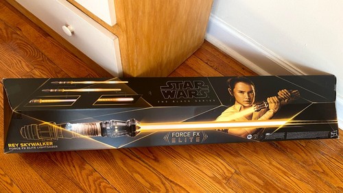 Star Wars The Black Series Rey Skywalker Force FX Elite Lightsaber MINT ...