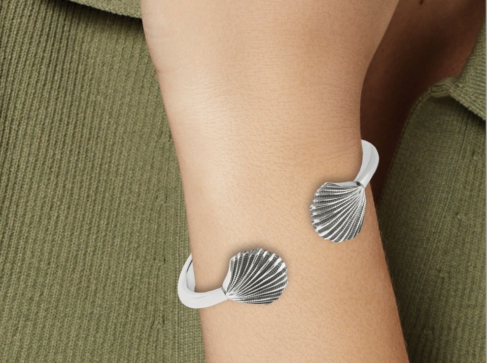 Brighton Hinged Seashell Bangle ( Retail For 88.00) | eBay