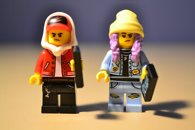 LEGO Hidden Side Parker Jacksonm & Jack Davids Minifigures From 70419 ...