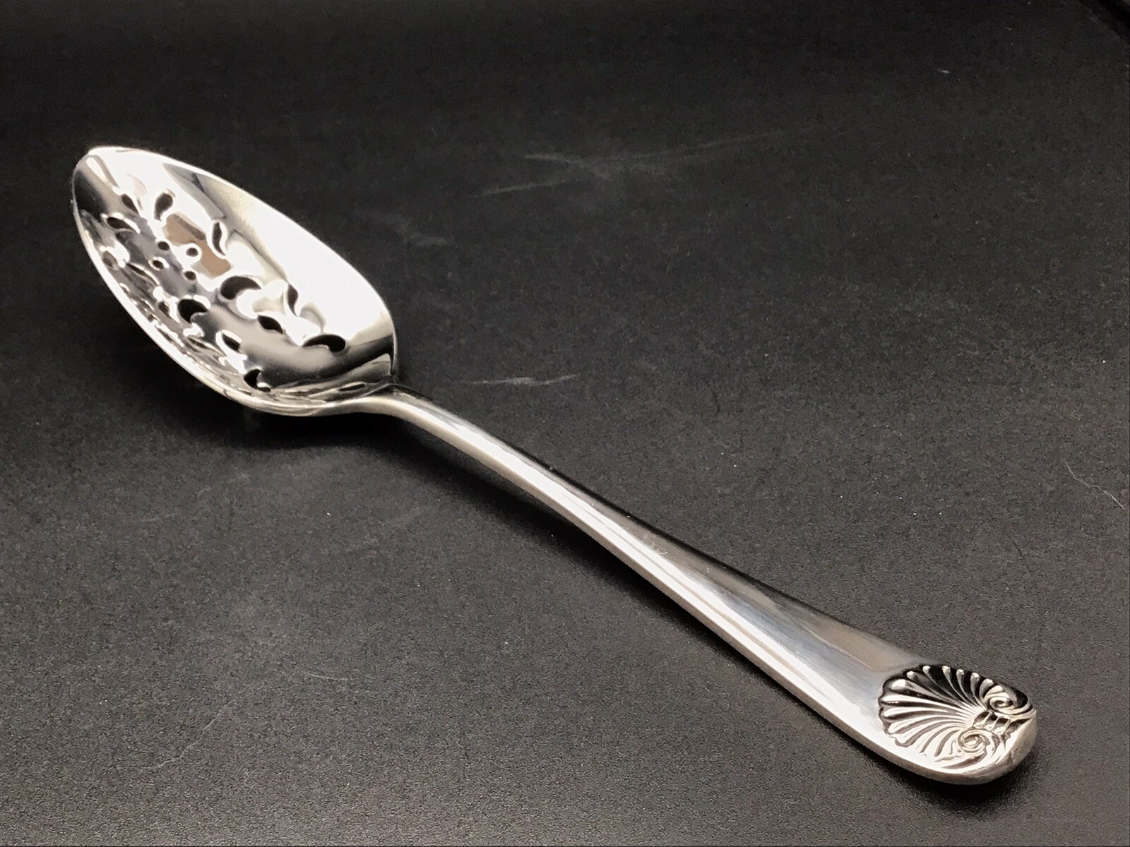 Slotted Serving Spoon 9 1/8 in, Williamsburg Royal Shell By Kirk Stieff ...