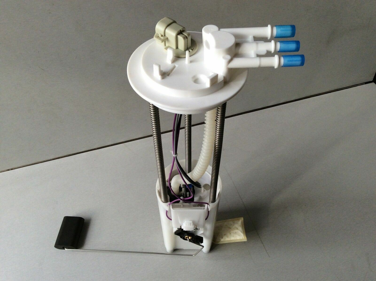 GENUINE QUALITY AFT FUEL PUMP ASSEMBLY FORD AU-1-2-3 UTE 6CL XR6 4.0L ...