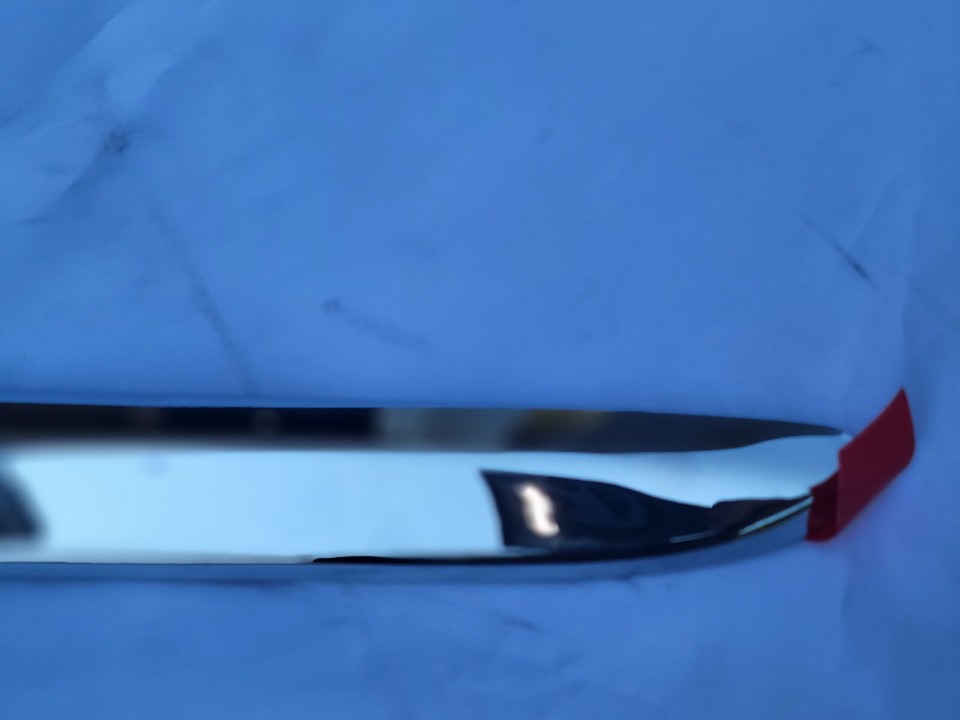 OEM 17-20 For Pacifica Front Door-Lower Molding Trim RH 68228674AB | eBay