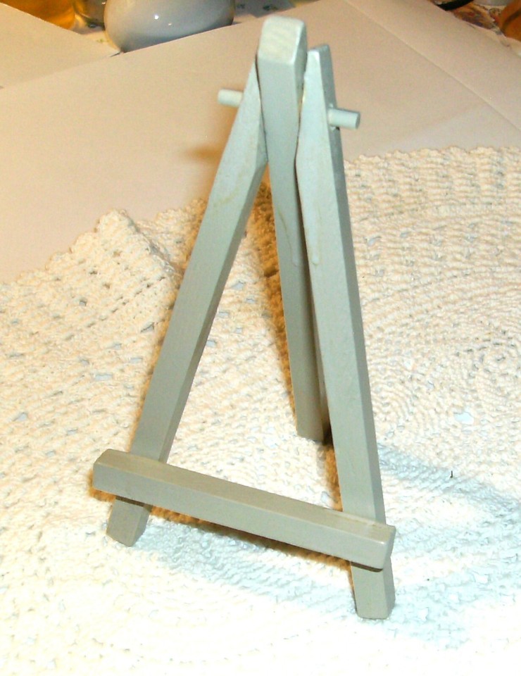 Primitive stitchery w/painting-6" x 8"--"Liberty 1776"--wood frame ...