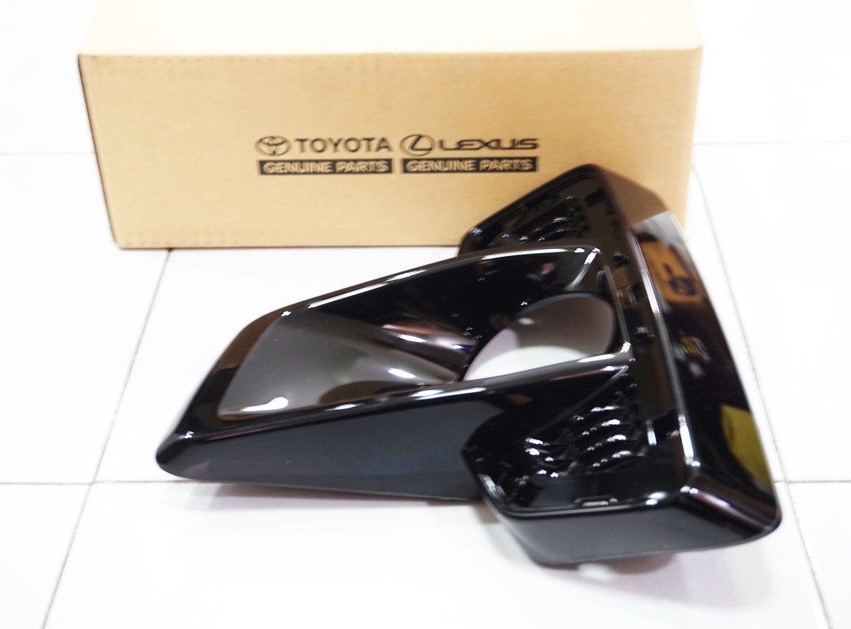 GENUINE TOYOTA HILUX REVO ROCCO 2018 FOG LAMP COVER LEFT SIDE 52128 ...