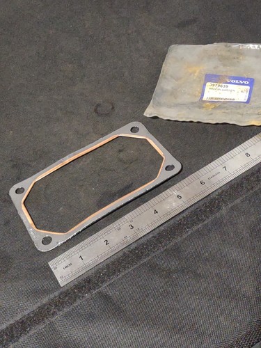 NIP GENUINE PRE HEATER MANIFOLD GASKET FOR VOLVO TRUCK VN VNL VHD ...