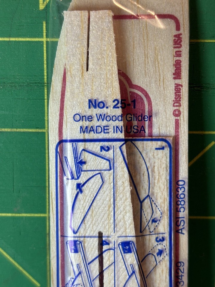 Guillow Balsa Wood Glider Kit Airplane Disney Pixar “Planes” Movie ...