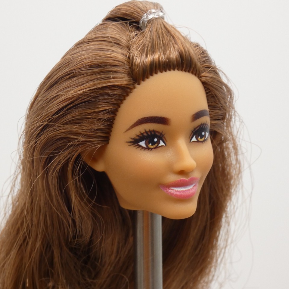 Barbie Fashionistas 217 Doll Head Medium Light Skin 65th SuperStar 2024 ...