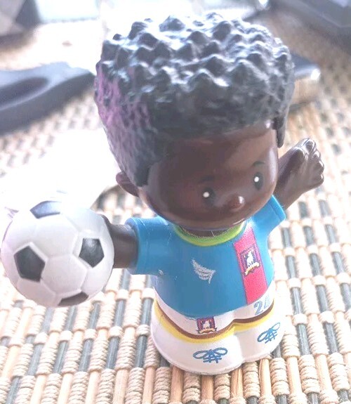 New Fisher Price Little People SOCCER SPORTS PLAYER Sam Obisanya Ted ...