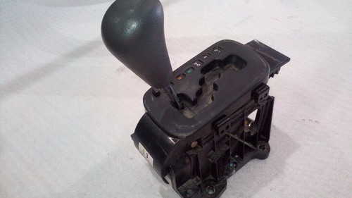 TOYOTA HILUX GEAR STICK/SHIFTER GEAR SHIFTER, AUTO T/M, 4WD, PETROL, 4. ...