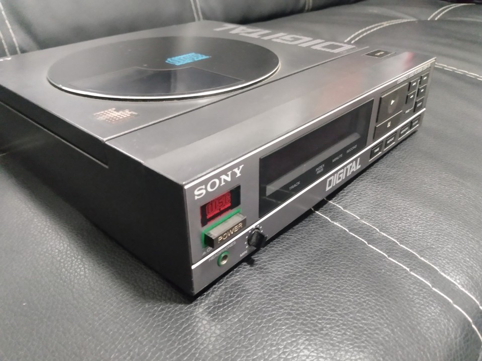 SONY CDP 7F CD PLAYER NOT WORKING FOR PARTS | eBay