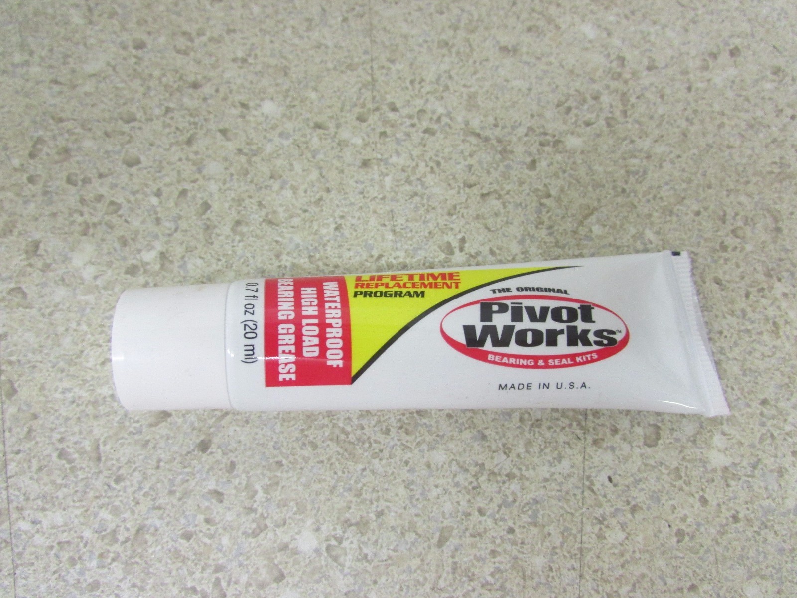 PIVOT WORKS WATERPROOF HIGH LOAD TUBE BEARING GREASE .7 FL OZ ATV UTV ...