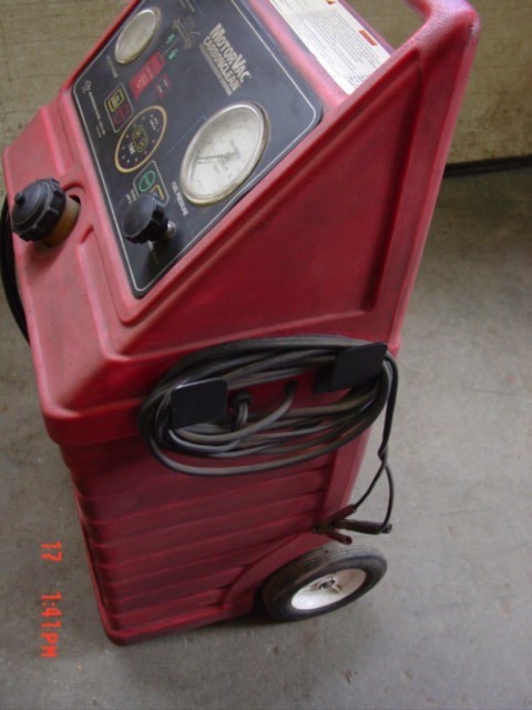 Snap-on EEFS100C Sun MotorVac Fuel Injector Cleaner System for sale ...