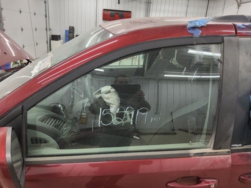 (LOCAL PICKUP ONLY) Driver Left Front Door Glass Fits 08-19 CARAVAN ...
