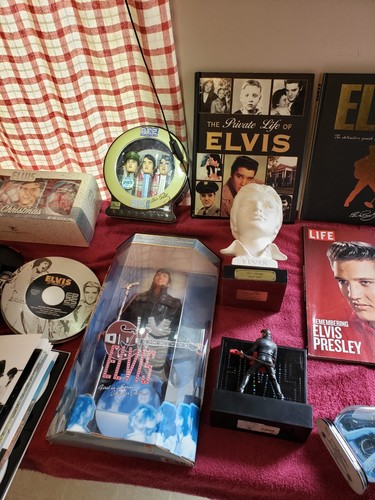 ⭐Lot of 33 Elvis Presley Collectible Fun Items | eBay