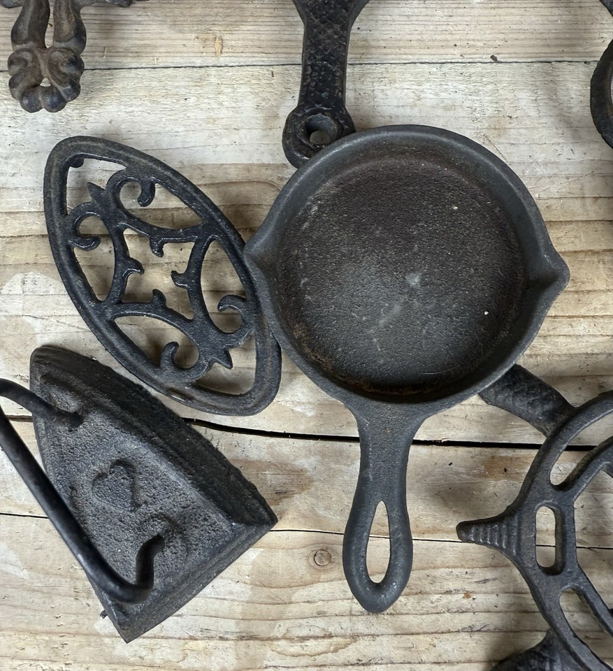 (13pcs.) Vintage Cast Iron Miniatures Frying Pans- Skillets Trivets Sad ...
