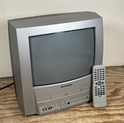 🔥2005 13" Sylvania CRT Gaming Kitchen TV DVD Combo 6513DF W/ Remote Aux ...