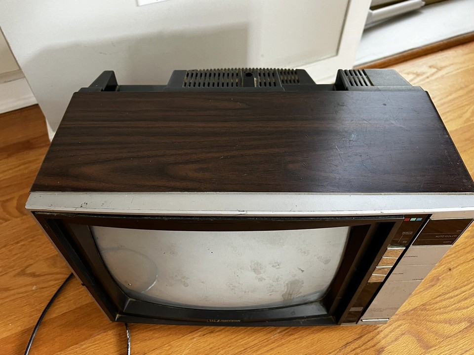 Vtg Emerson Gaming Tv Television 1980s Woodgrain Movie Prop RCA ...