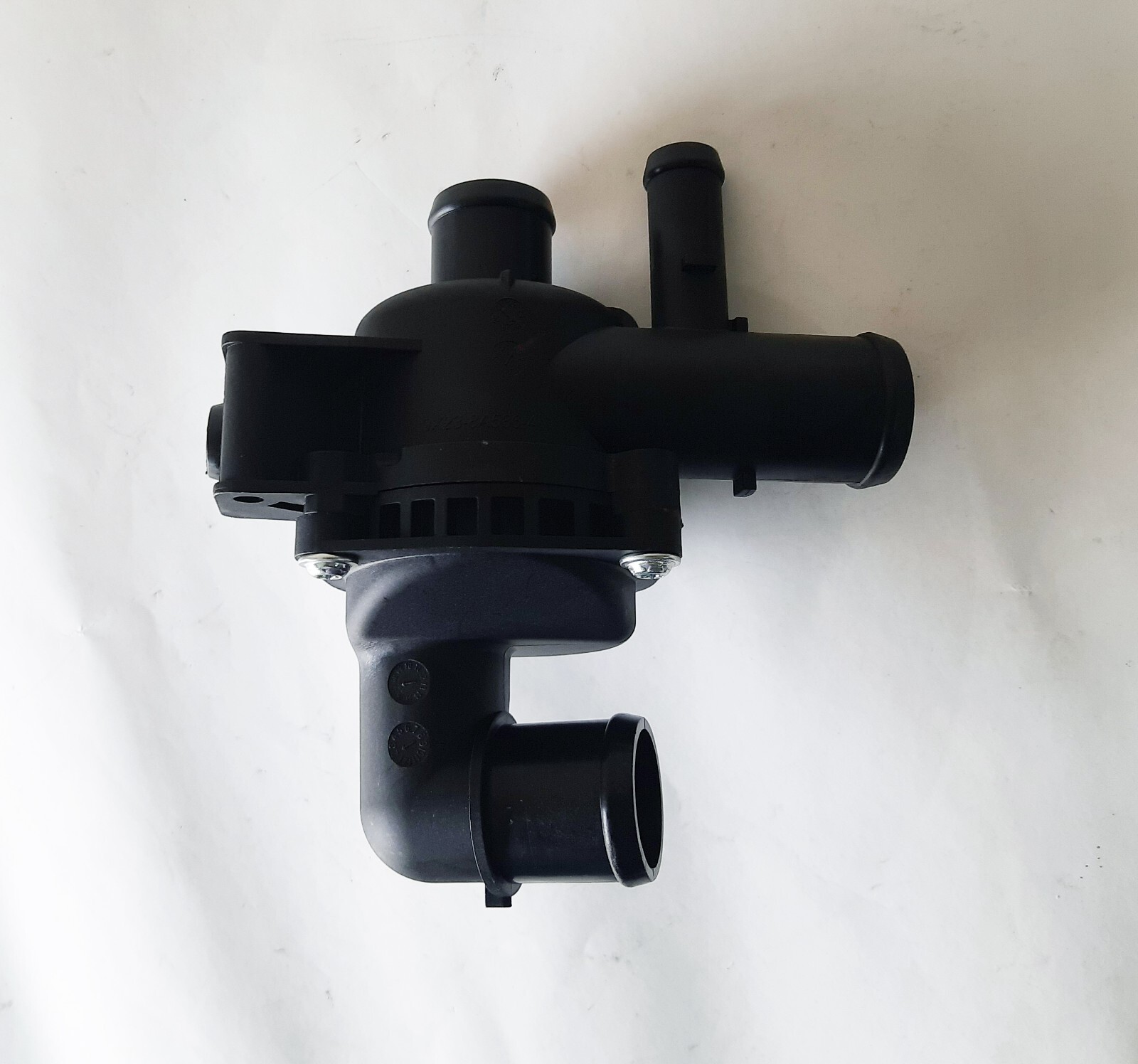 Genuine OEM 2009-2015 Jaguar XF XJ Thermostat Housing | C2Z11669 | OEM ...