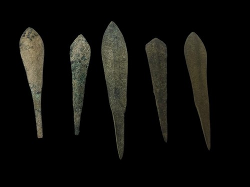 CIRCA 1000 BC- 500 BC- ANCIENT BRONZE AGE ARROWHEADS- ANATOLIA TURKEY ...