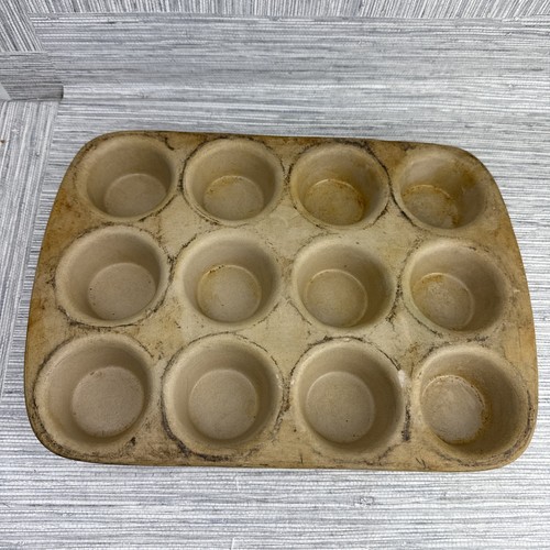 The Pampered Chef Family Heritage Stoneware 12 Cupcake Muffin Pan ...