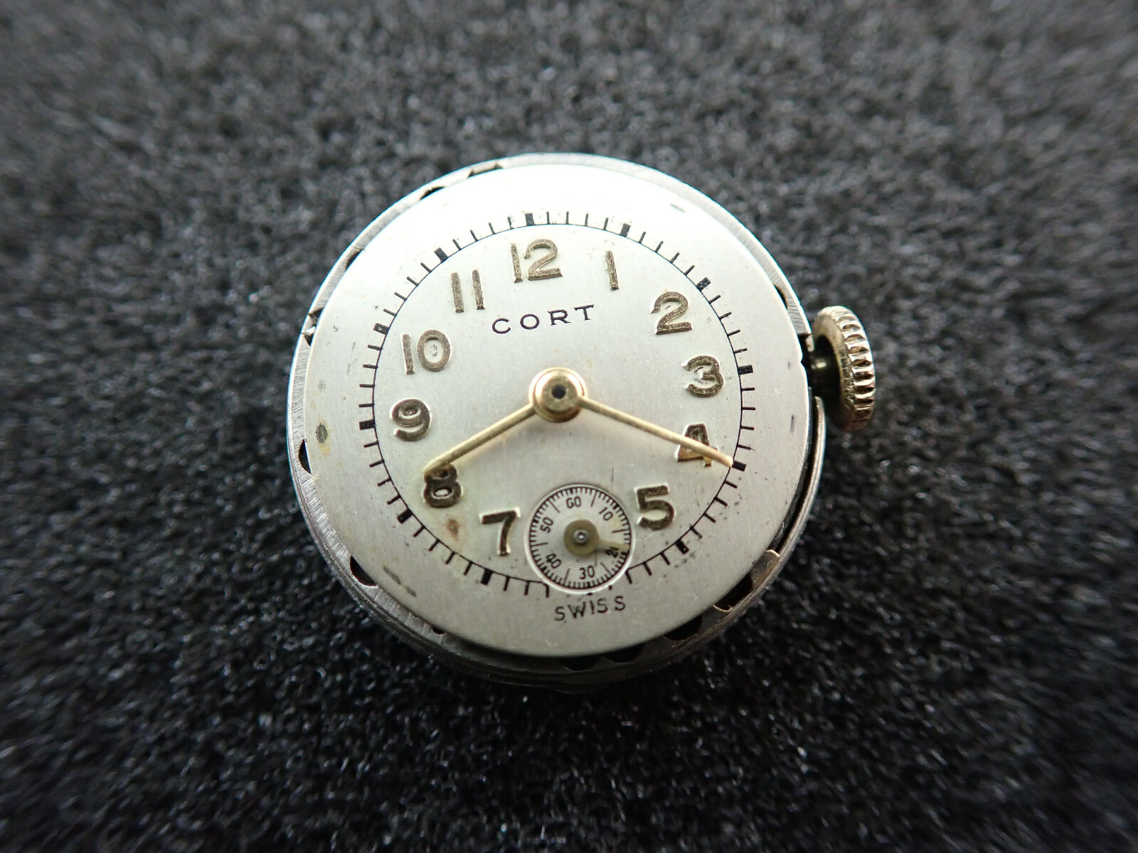 VINTAGE 23MM X 28.5MM LADIES CORT WATCH CO. SWISS WRIST WATCH - RUNNING ...