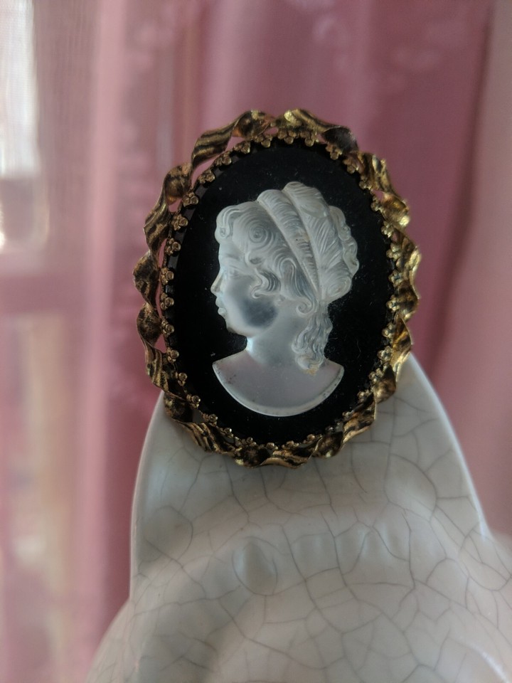 Large Vintage Clear Intaglio Pin/Pendant Faceted Reverse Cameo Signed W ...