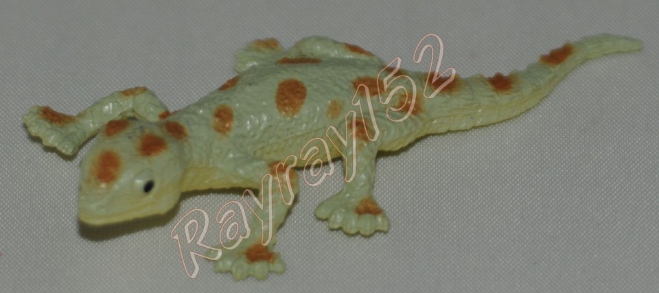 10 plastic full colour lizards lizard reptile Party bag toy FREE POST ...
