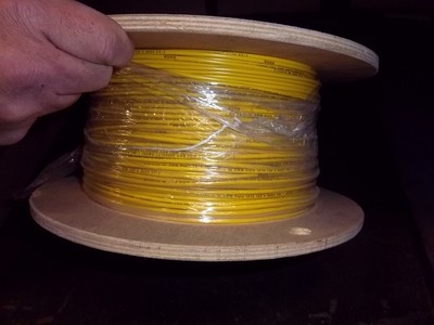 ALPHA 3077 16AWG (26/30) TC .032 PVC INS YELLOW WIRE, NEW FEET-100 | eBay