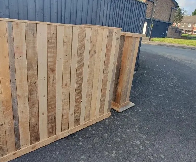 Dj Podiums And Booth Rustic Pallet Style High Quality (Modern Style ...