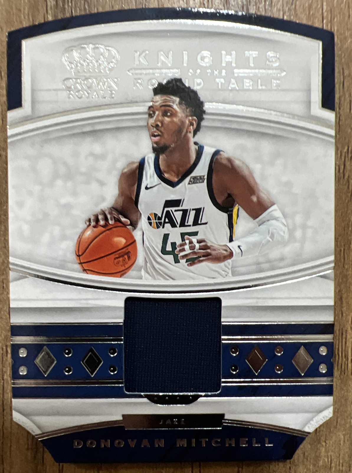 2019-20 Crown Royale Donovan Mitchell Knights of the Round Table #KT-DM ...