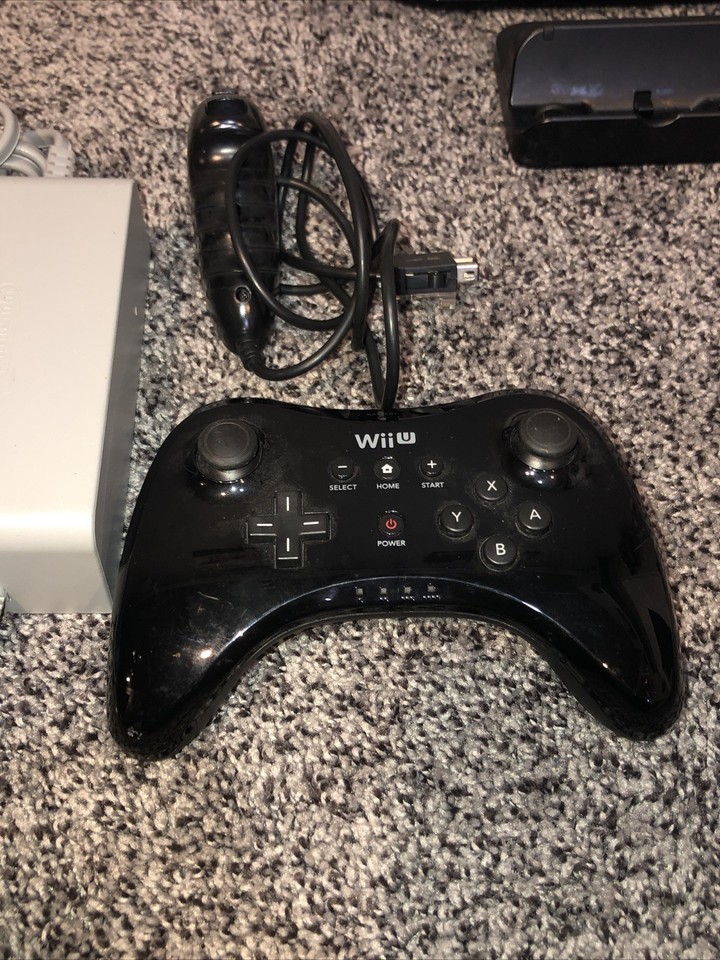 NINTENDO WII U 32GB CONSOLE + HANDHELD BUNDLE in BLACK WITH PRO ...